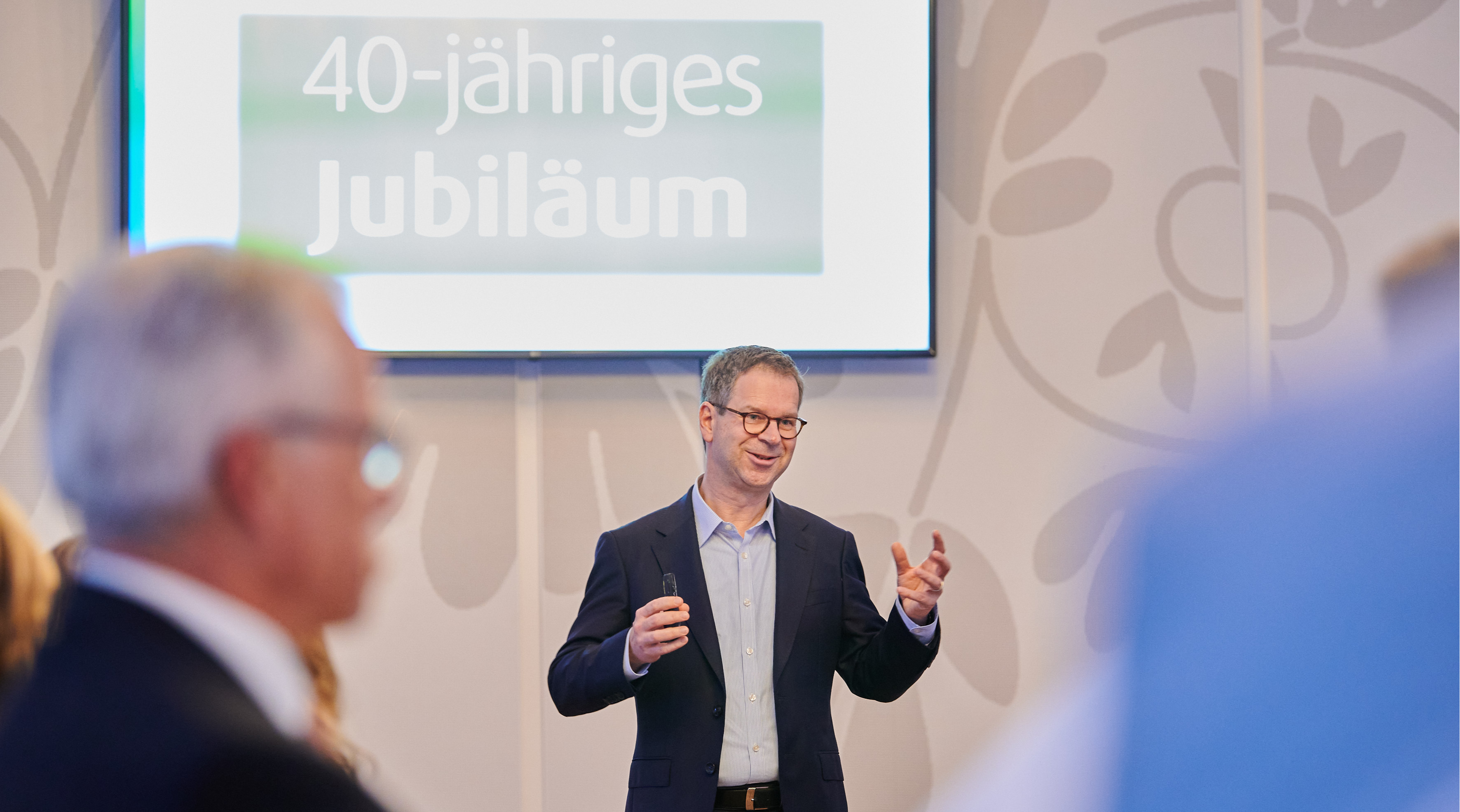 Umicore ehrt mehr als 300 Jahre Unternehmenstreue | Umicore Germany